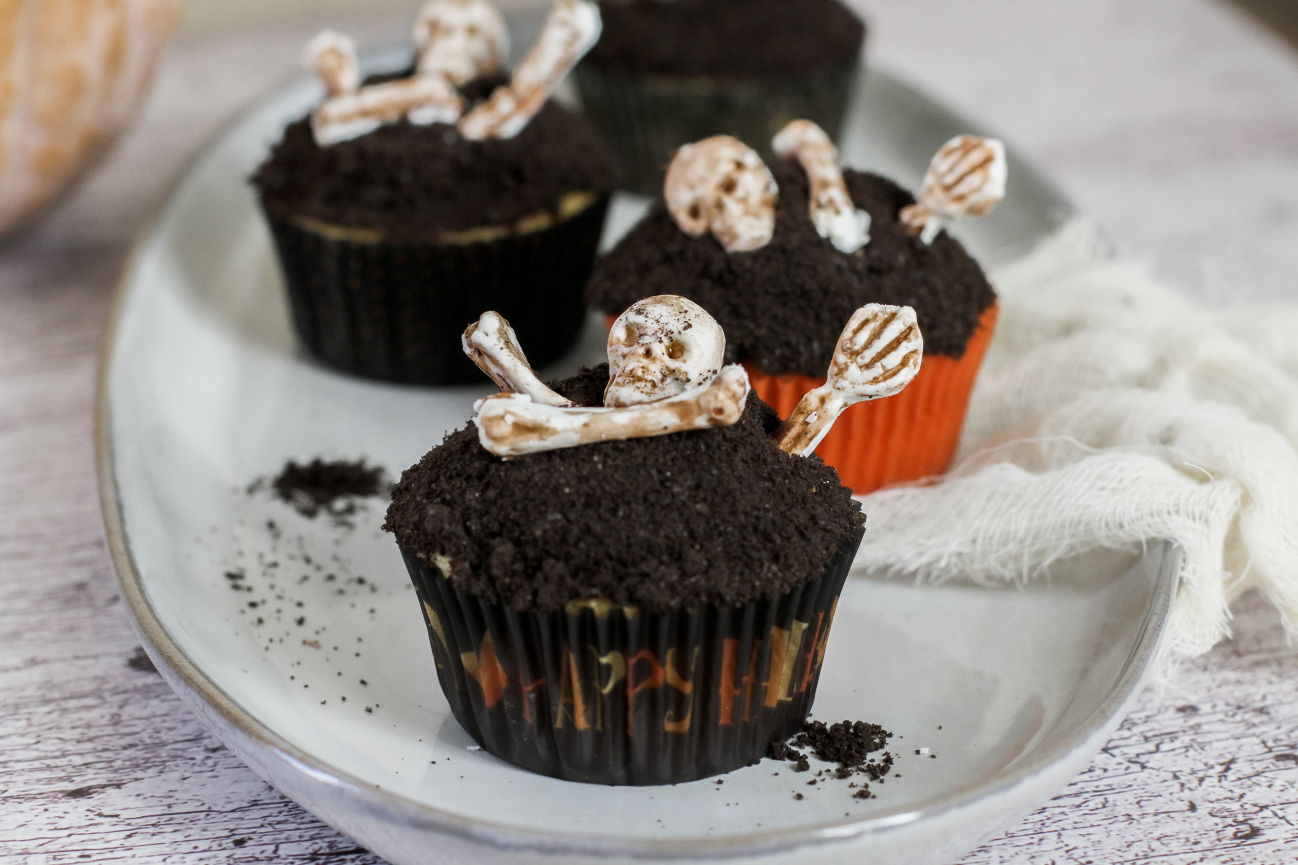 Halloween Skeleton Cupcakes – Her Southern Charm